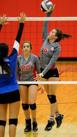 Cougars down Antwerp in volleyball « The VW independent