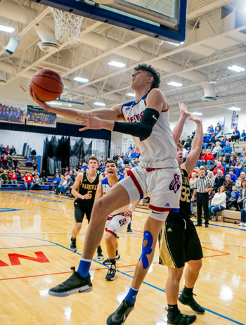 Etzler scores 31 in OT win over Parkway « The VW independent